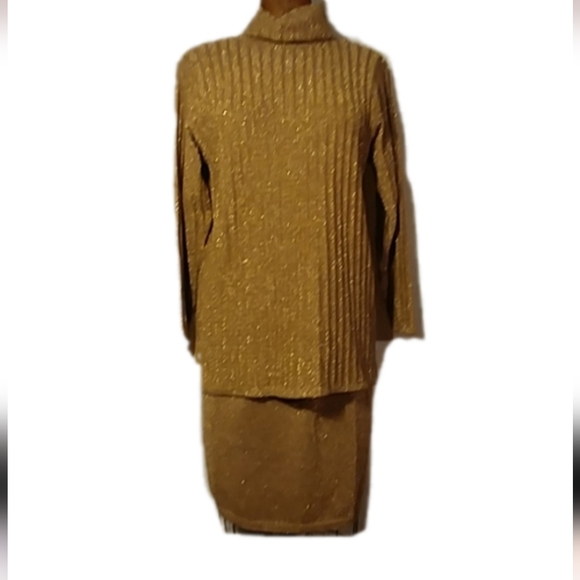 JEANNE PIERRE | Dresses | Vintage Jeanne Pierre Sparkly Knit Gold Dress ...